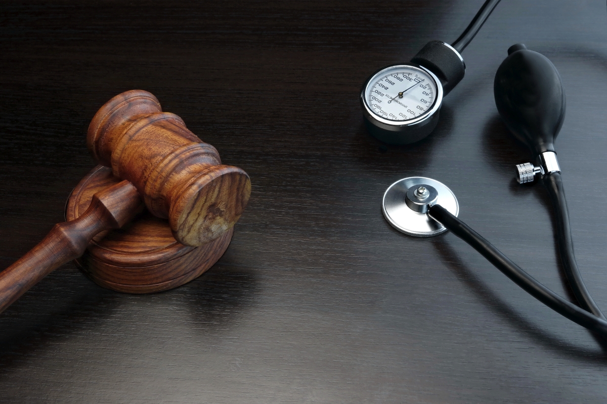 What Are the Penalties for Healthcare Fraud (18 USC § 1347) | Art Kalantar